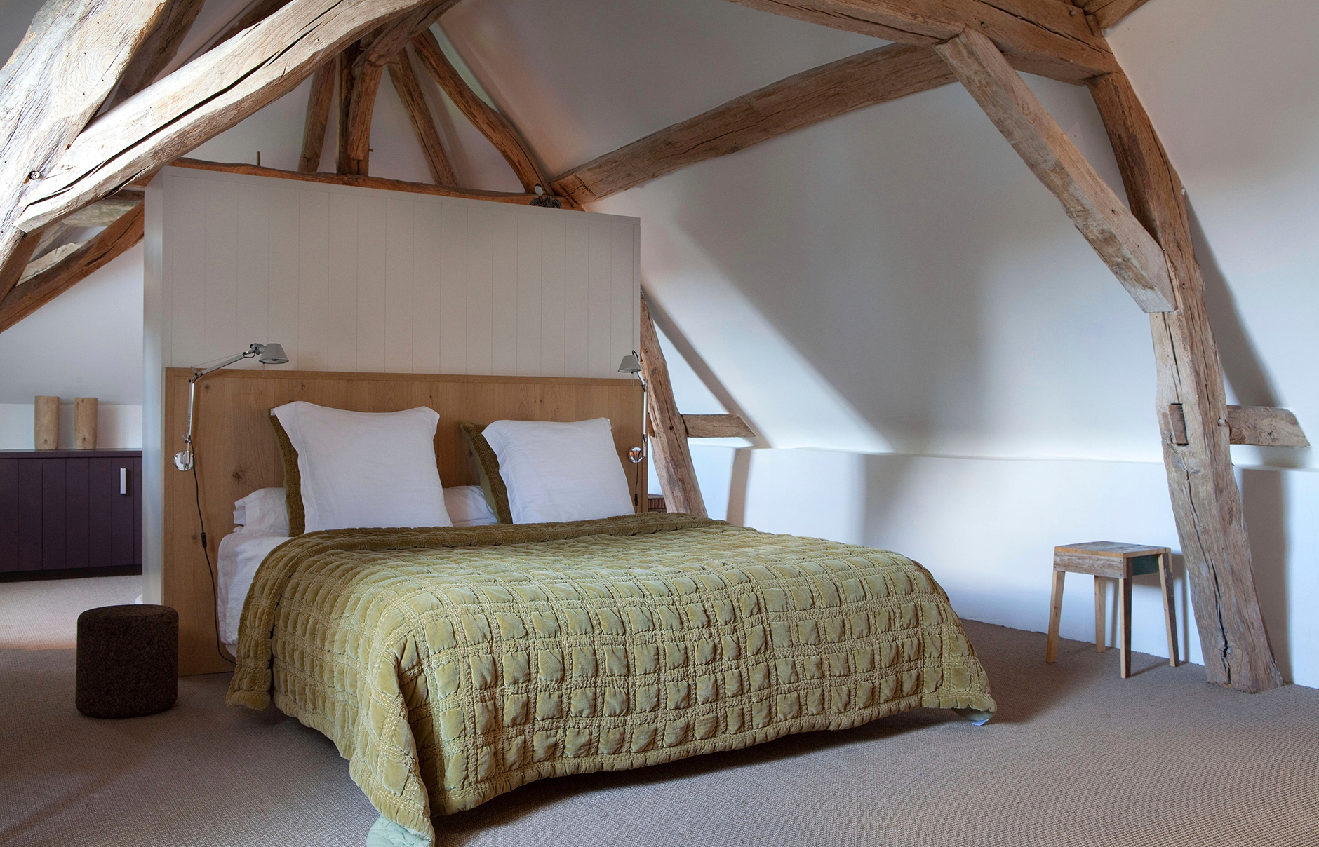 Château de la Resle: Unveiling Luxury in Burgundy's Heart