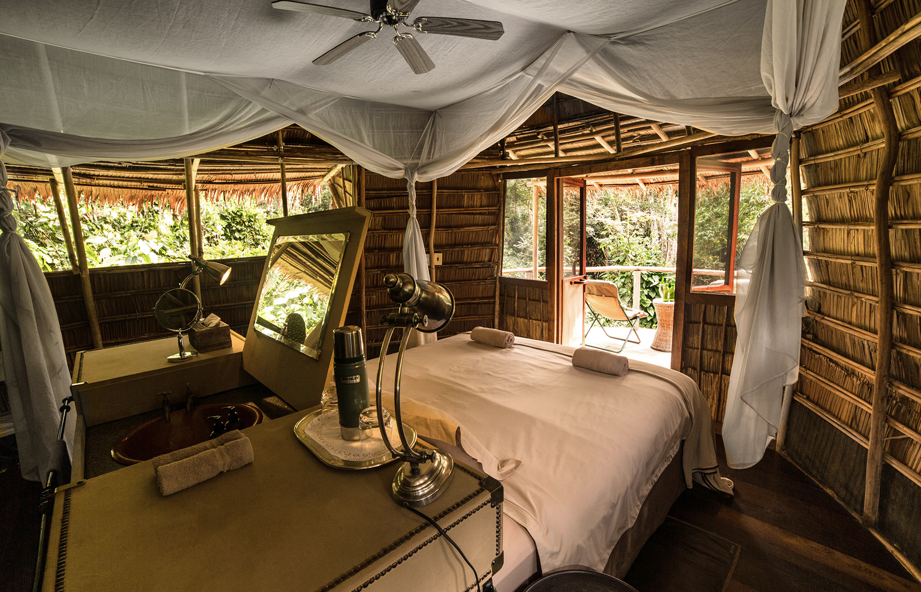 Meeting wild Gorillas in Congo Basin with Kamba Camps