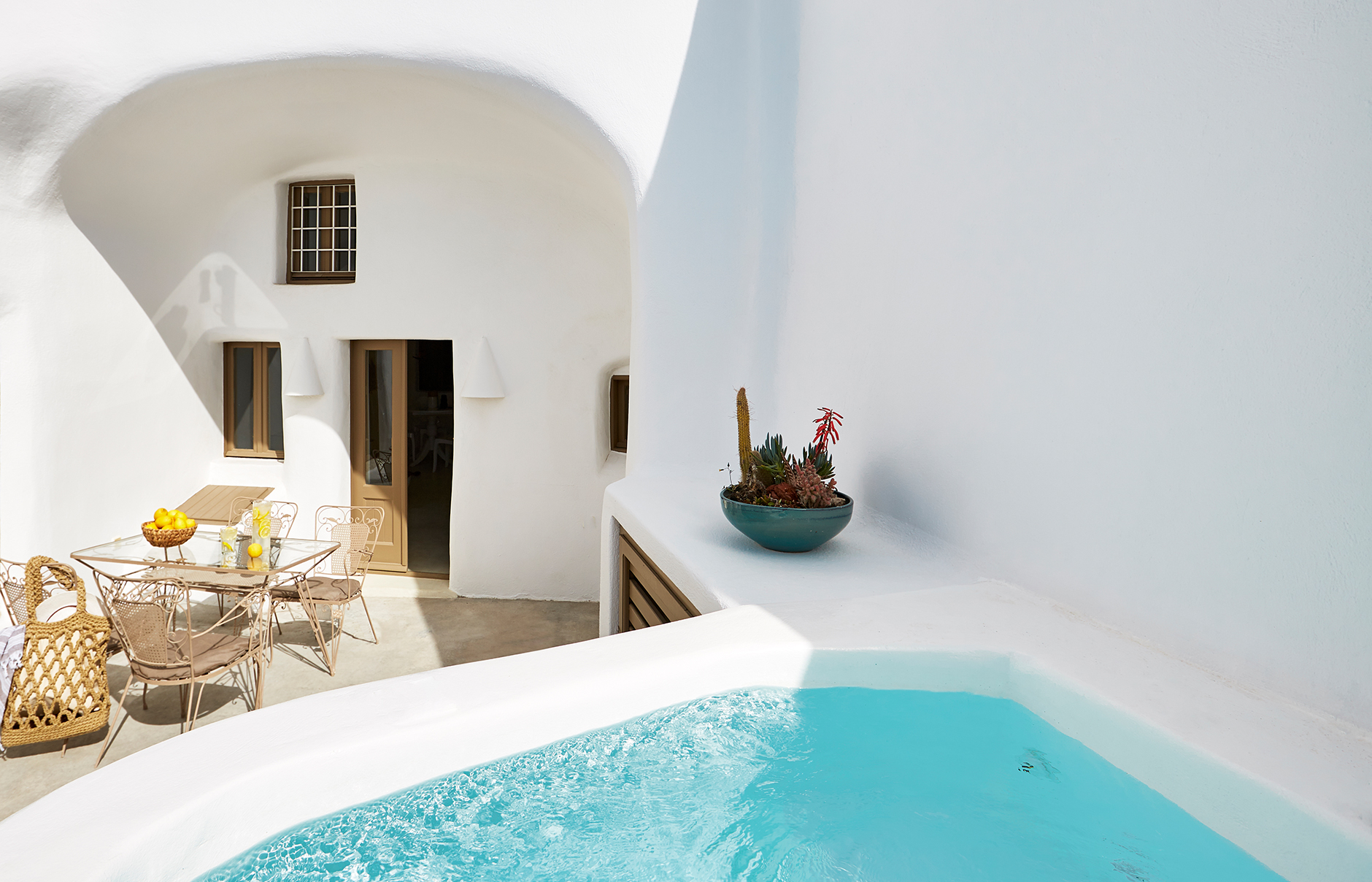 Cycladic Charm and Chic: The Small Architect’s House, Santorini
