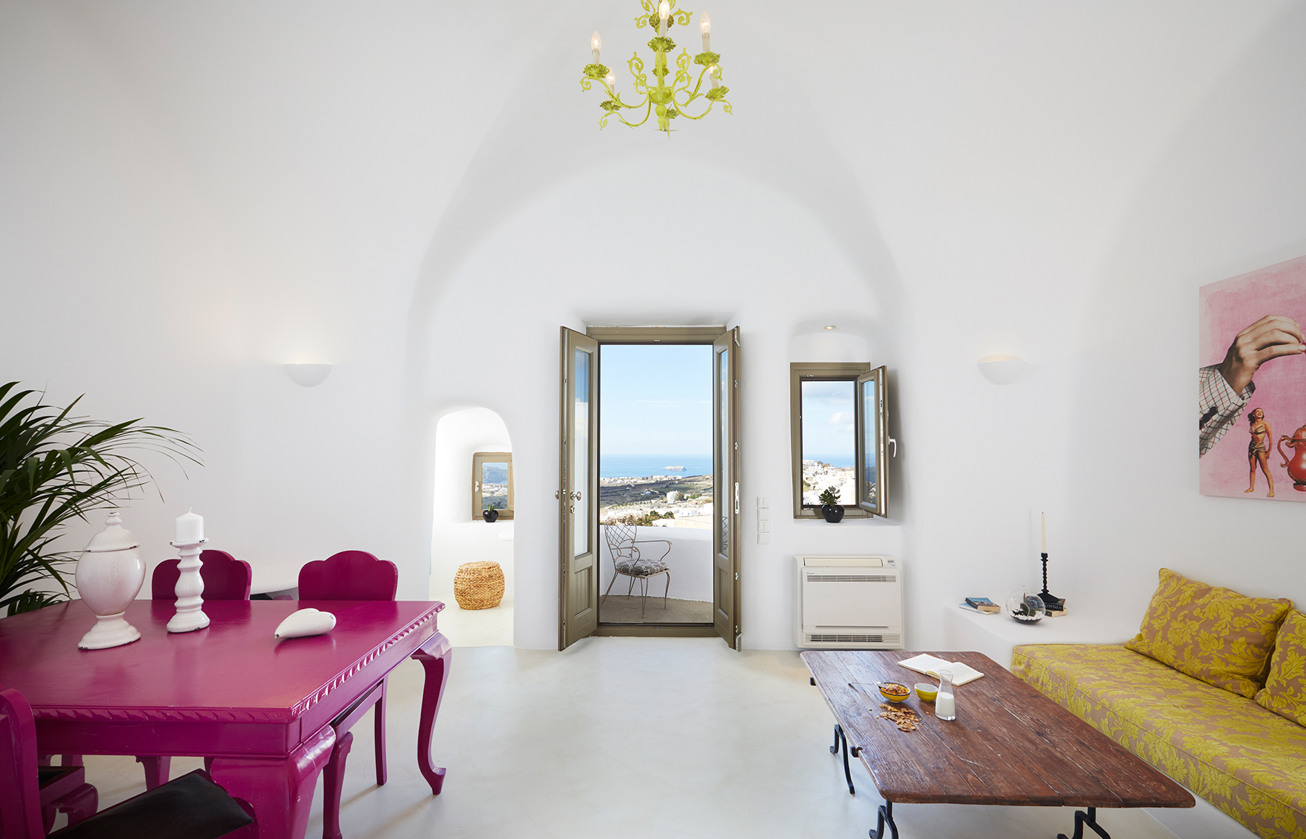 Cycladic Charm and Chic: The Small Architect’s House, Santorini