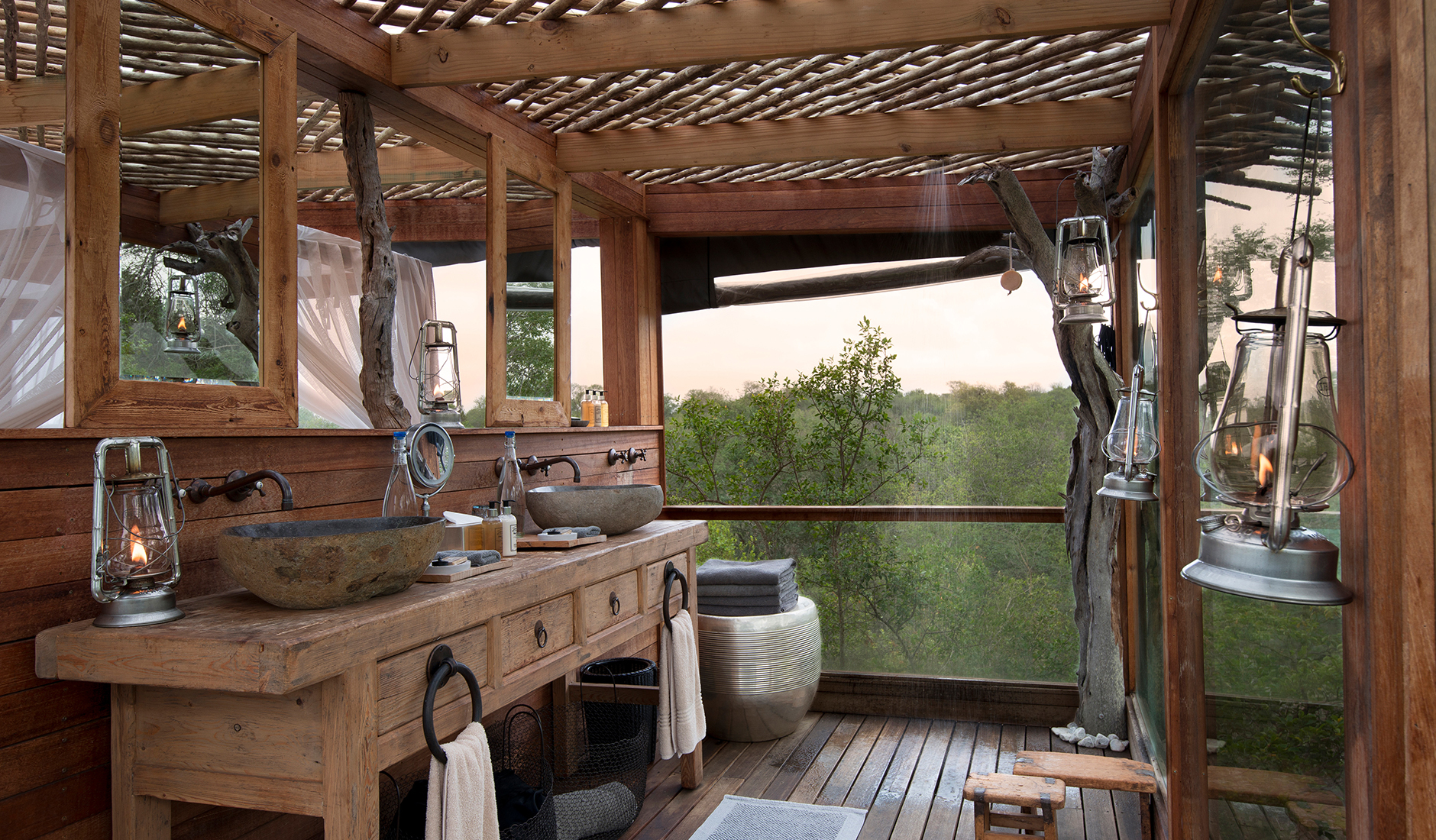 A Treehouse Night at the Lion Sands Private Game Reserve • TravelPlusStyle