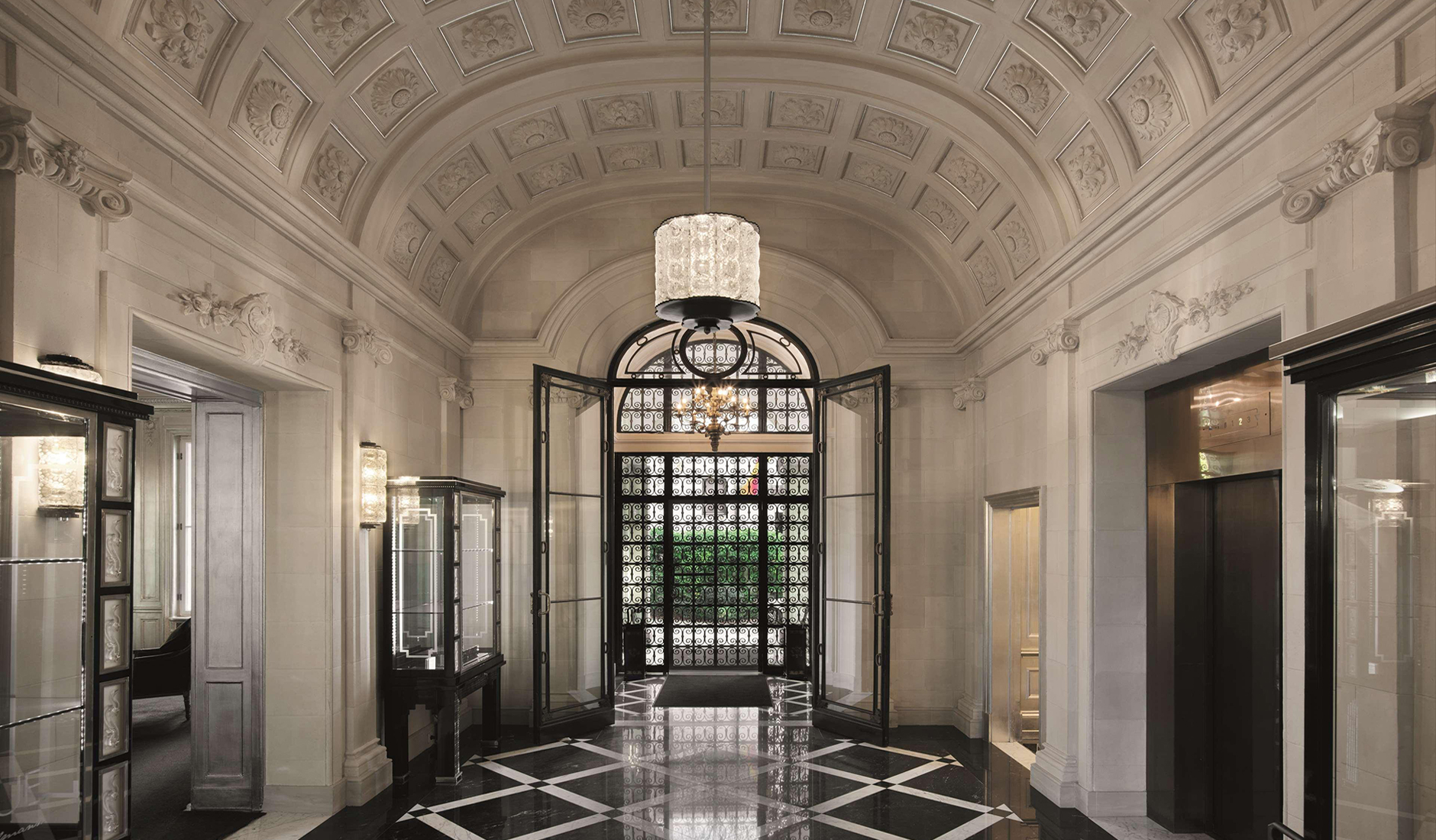 23+ Amazing Boutique Luxury Hotels in Berlin To Book Now